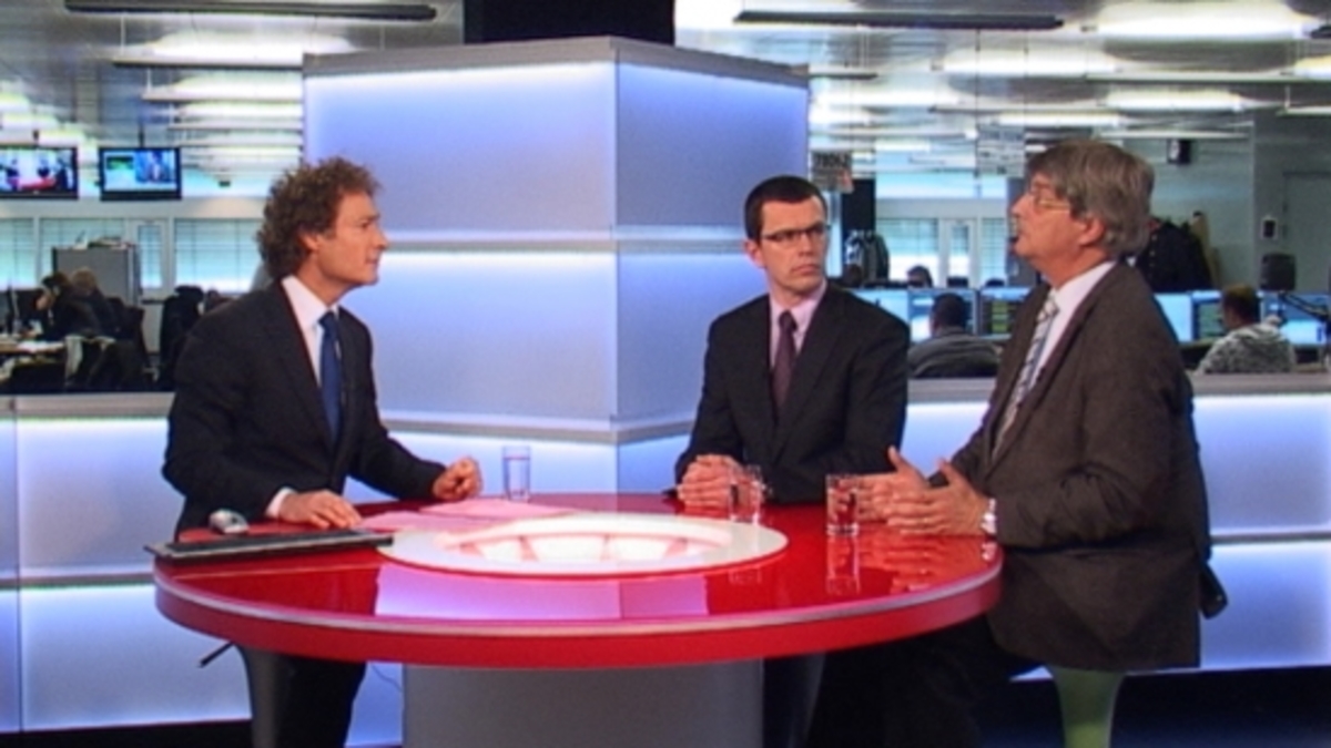 Onderzoeker Schram en hoogleraar Savelkoul beantwoorden vragen over ...