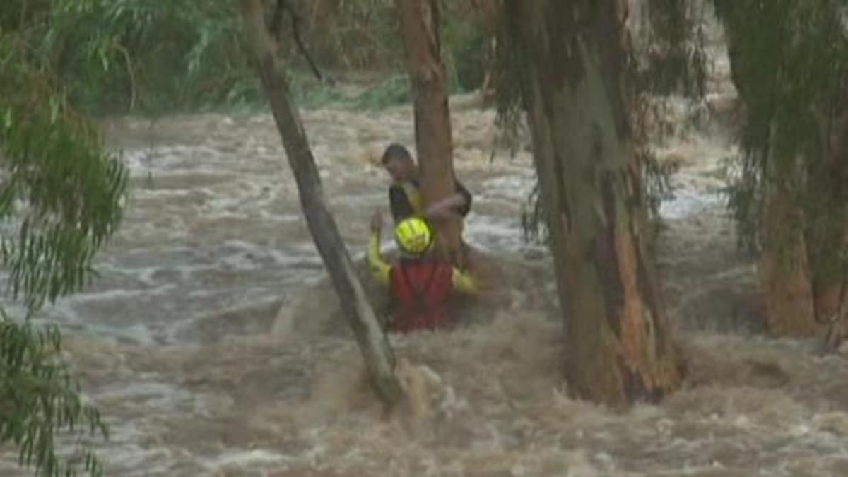 Jongen (14) uit kolkende rivier gered