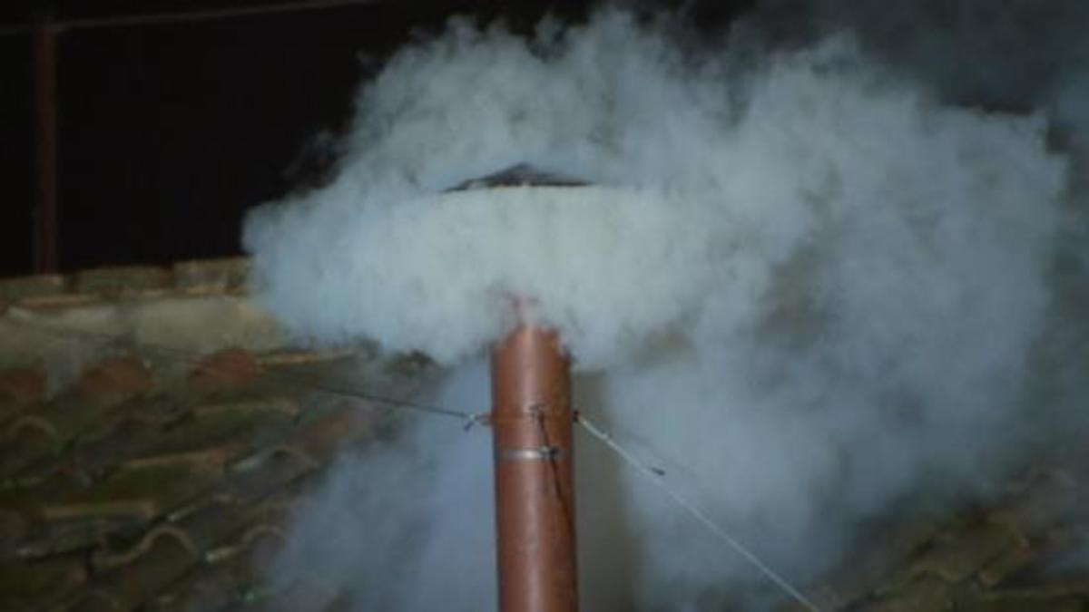 Witte rook: nieuwe paus gekozen