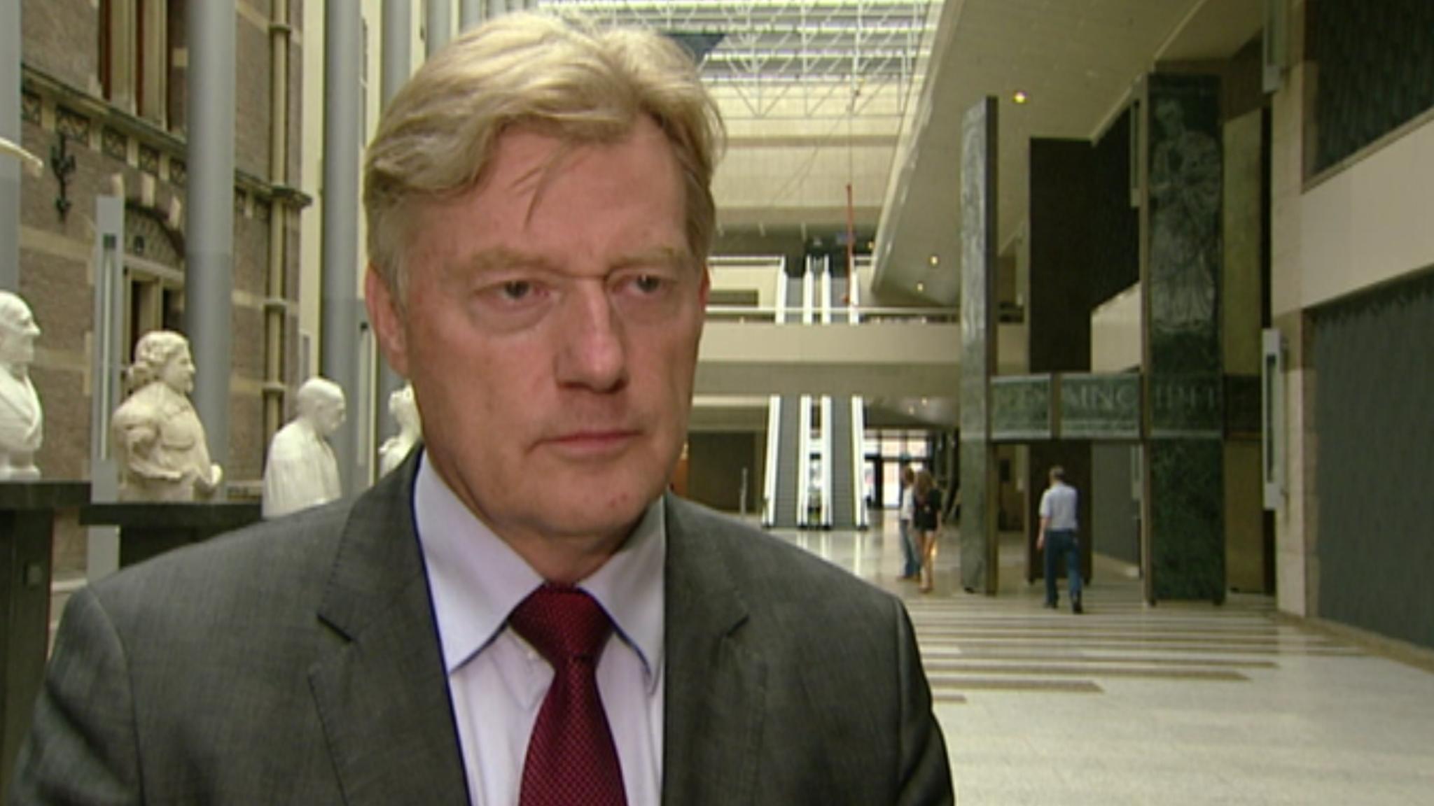 Van Rijn: belangrijk dat commissie ons scherp houdt over jeugdzorg | NOS