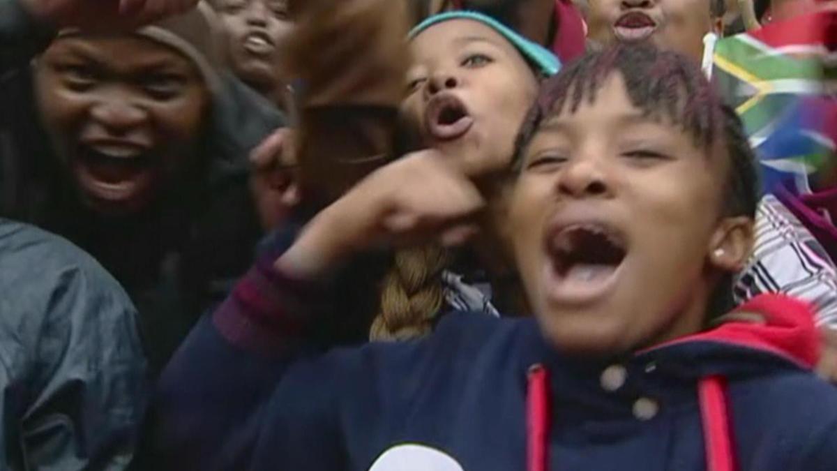 'Amandla Mandelaaaaa!'