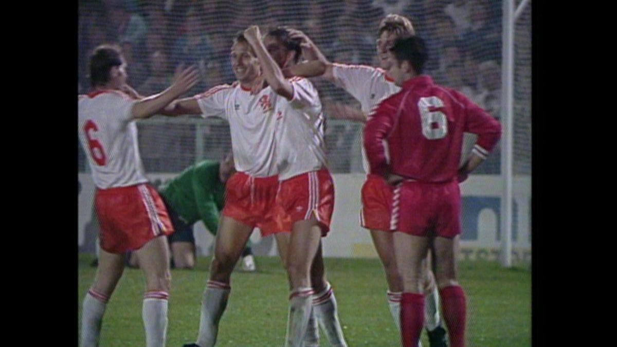 1989: Nederland wint ook in Wales