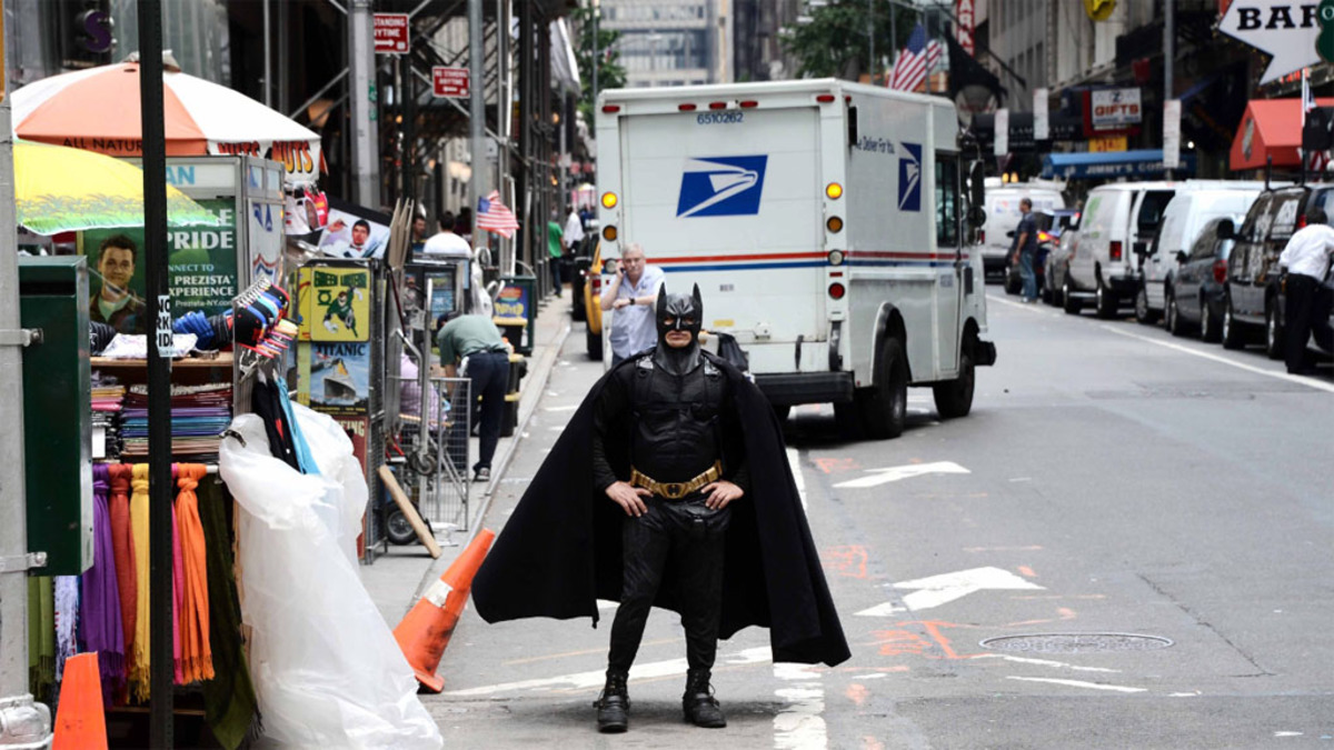 Politie voert actie tegen Batman en Buzz Lightyear