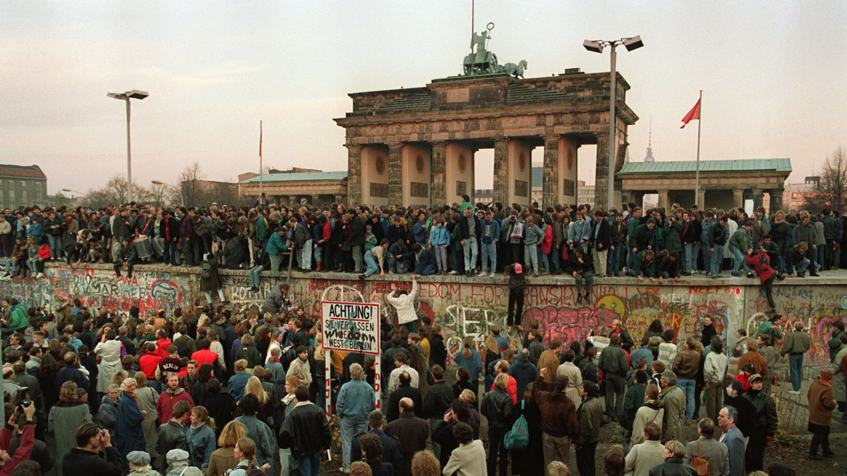 De Muur viel vandaag 25 jaar geleden