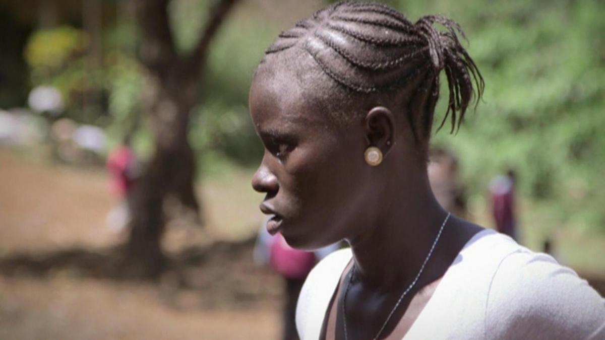 Aladja verloor haar ouders aan ebola