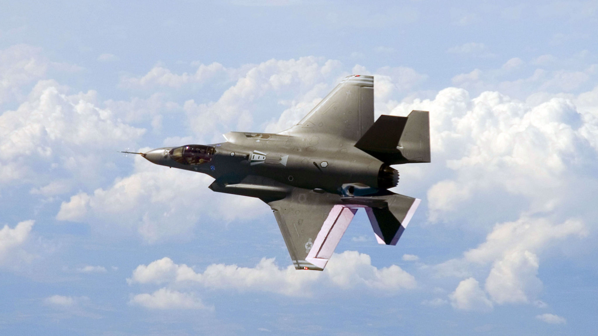 Nederland krijgt order JSF-onderhoud | NOS