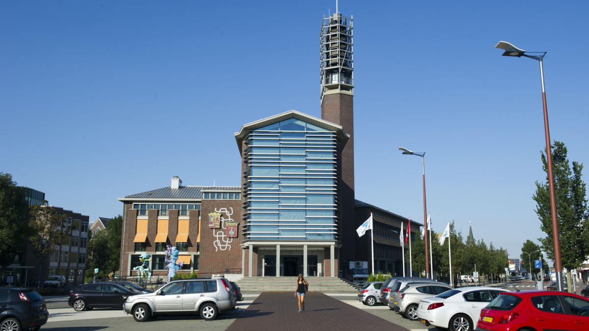 Meer gemeenten onder curatele