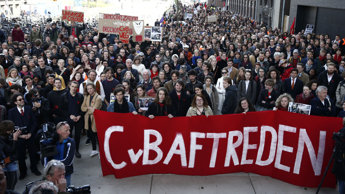 Een nieuwe dag UvA-protest: soms kan een bestuur beter aftreden