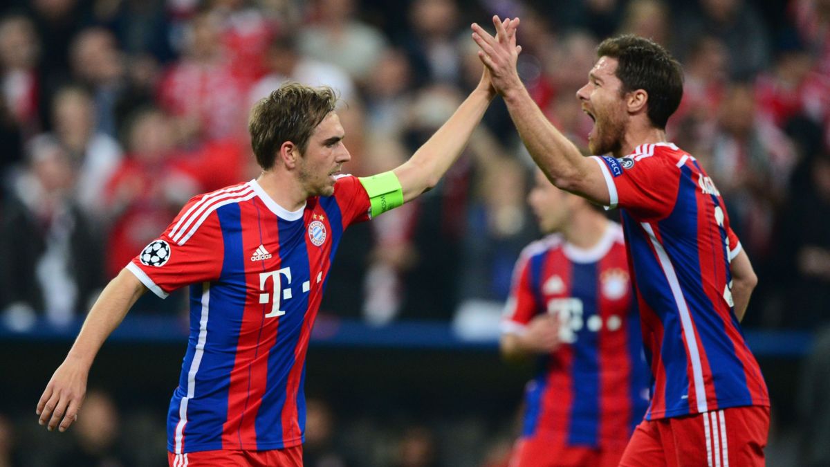 Bayern krijgt 900 miljoen voor drie strepen