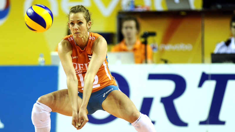 Clubloze volleybalster Stam-Pilon keert terug bij Oranje