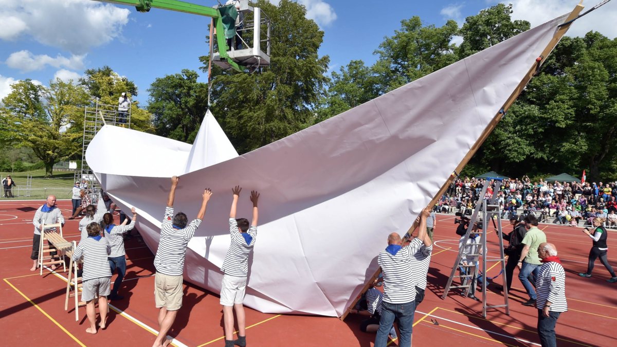 Dit is de grootste papieren boot ter wereld