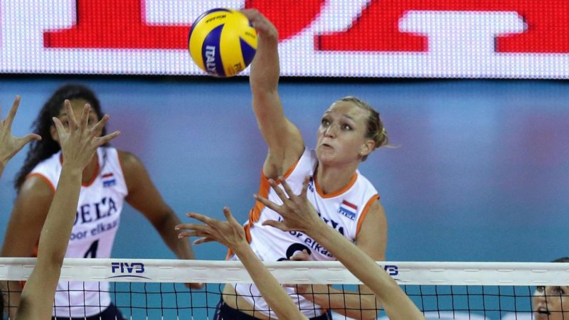 Volleybalster Pietersen naar Italië