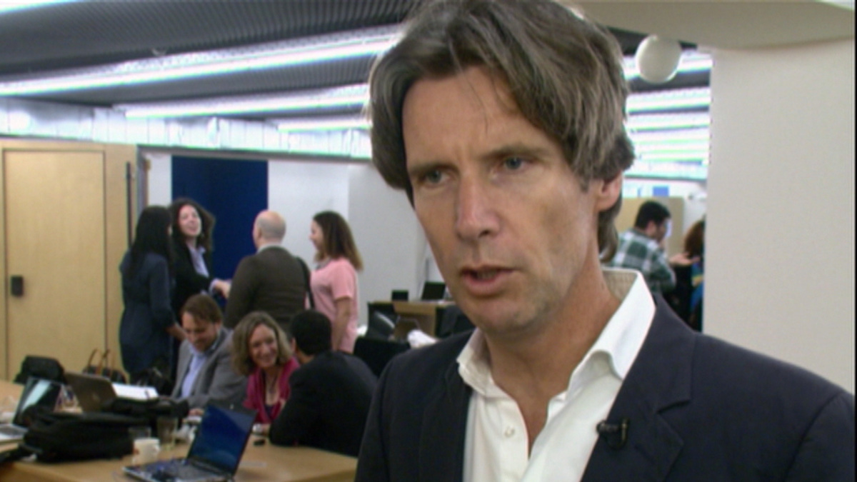 Niet verder vertellen, de koning heeft nieuwe Grootmeester