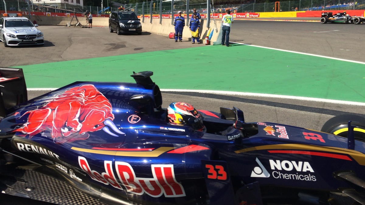 Nieuwe motor kost Verstappen tien plaatsen bij start GP België