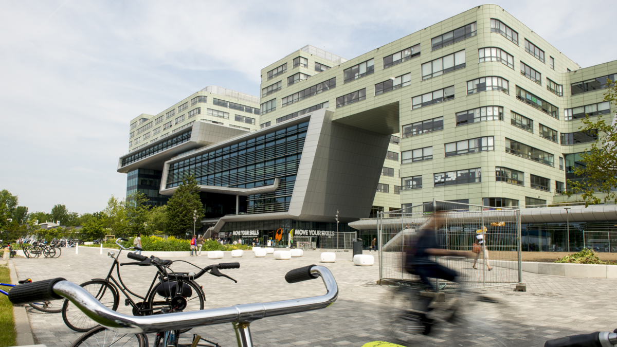 Bestuur ROC Leiden nam onverantwoorde risico's