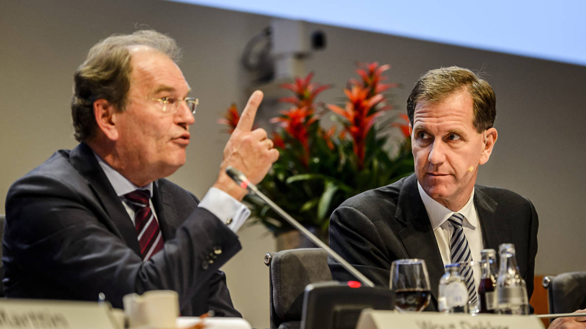 Nieuwe strategie van Rabobank: 9000 banen minder