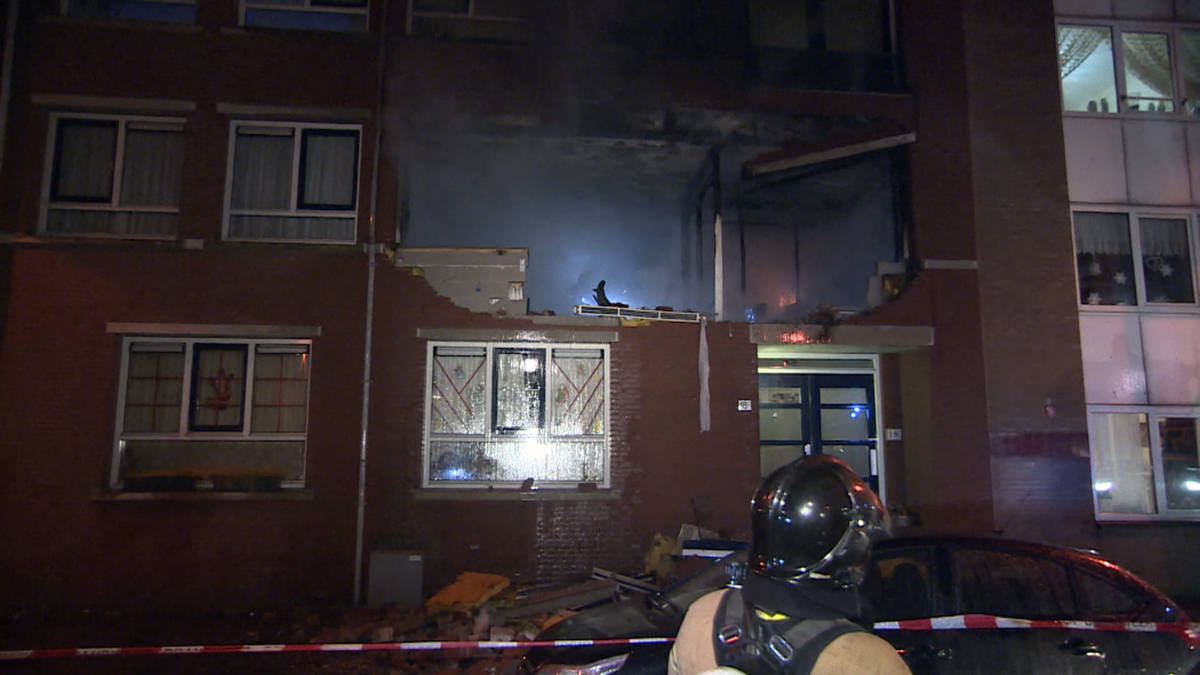 Explosie verwoest huis in Rotterdam