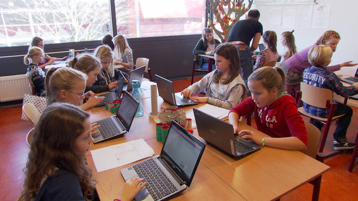 'Coderen is de nieuwe manier van schrijven en rekenen'