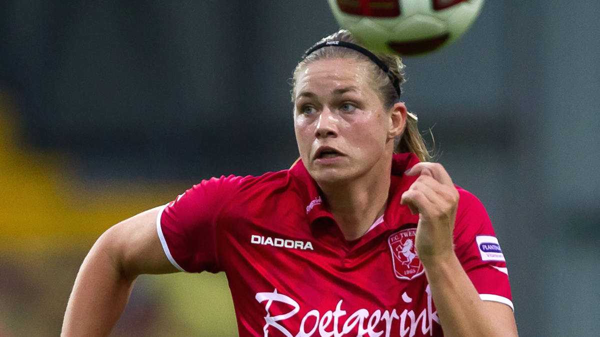 Anouk Dekker van Twente naar Frankrijk