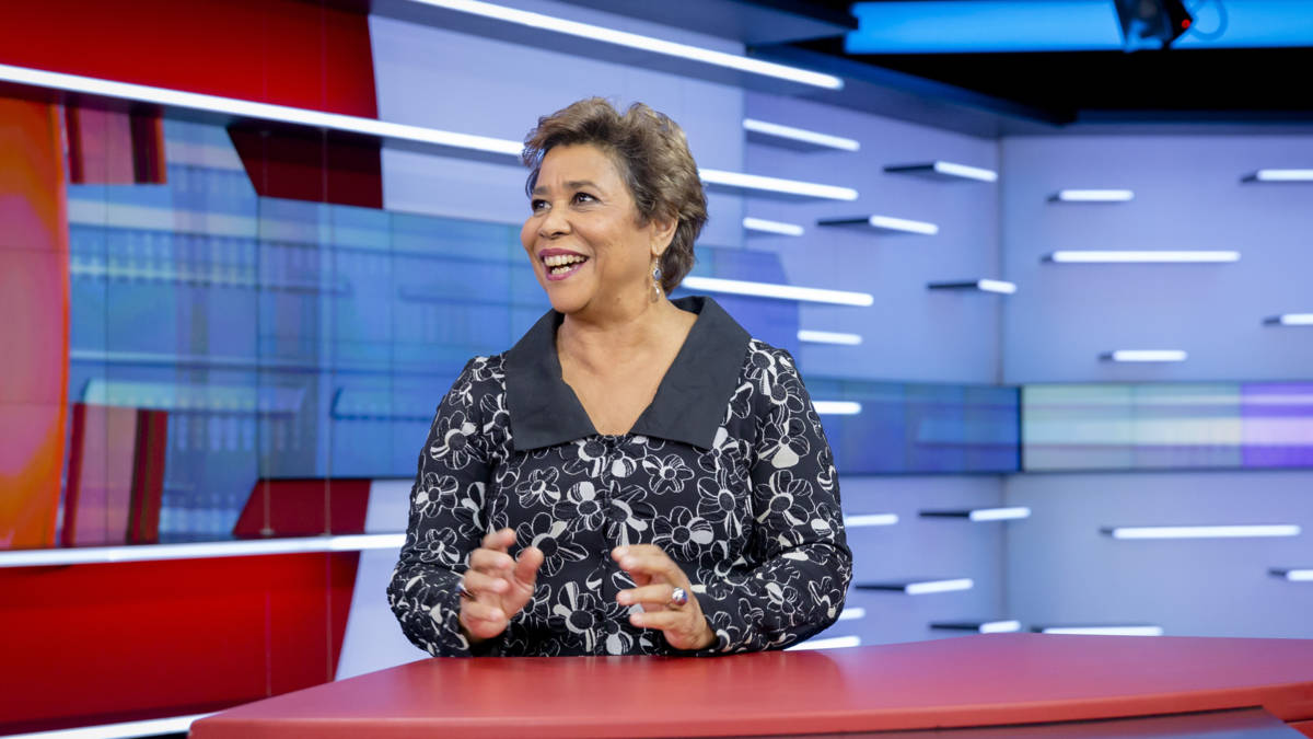 Oud-NOS-presentatoren voor één keer terug: het is net als fietsen