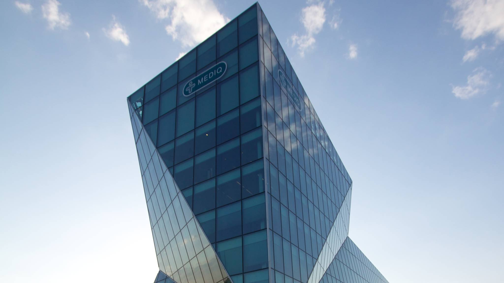 FNV voegt vier hoofdkantoren samen in Utrecht | NOS