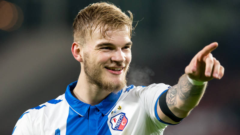 Enorme beloning voor 'redelijk complete verdediger' Letschert | NOS