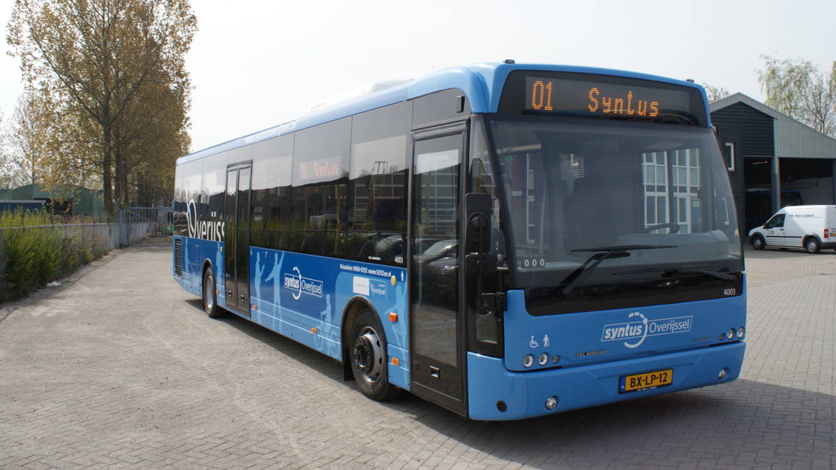 Ook Syntus schaft cash in de bus af