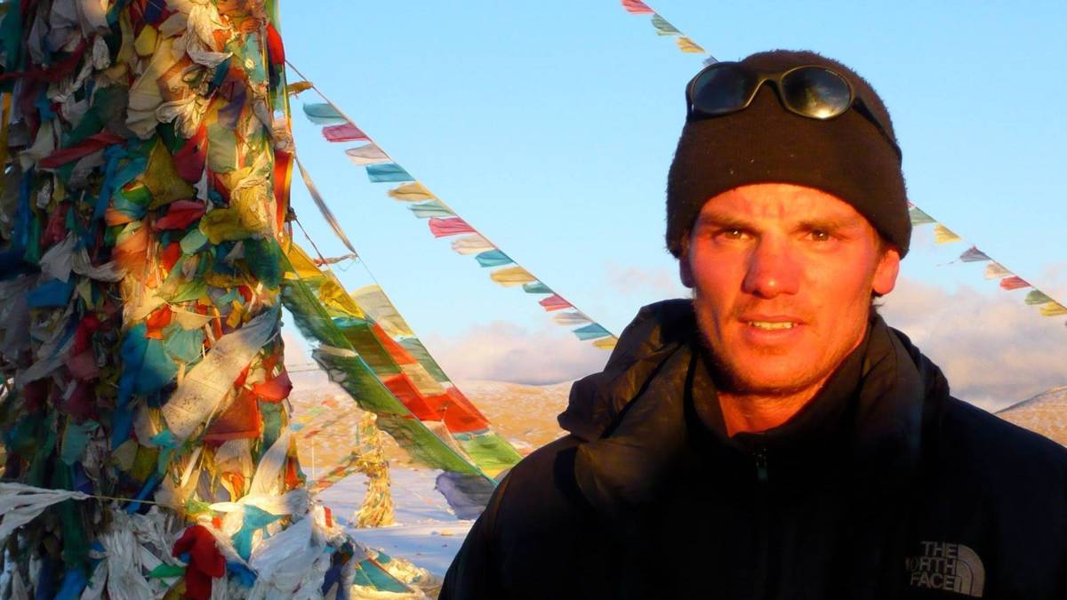 Eric Arnold overlijdt op de flanken van de Mount Everest na bereiken top