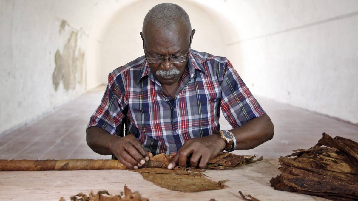 Havaanse sigarenroller wil grootste sigaar ter wereld maken