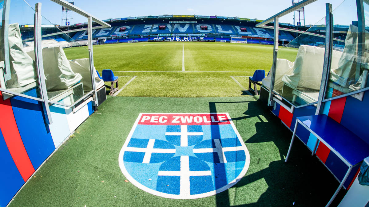 Aanlegger kunstgras: veld PEC Zwolle is prima in orde