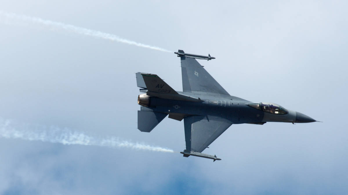 Video: vliegtuig redt piloot