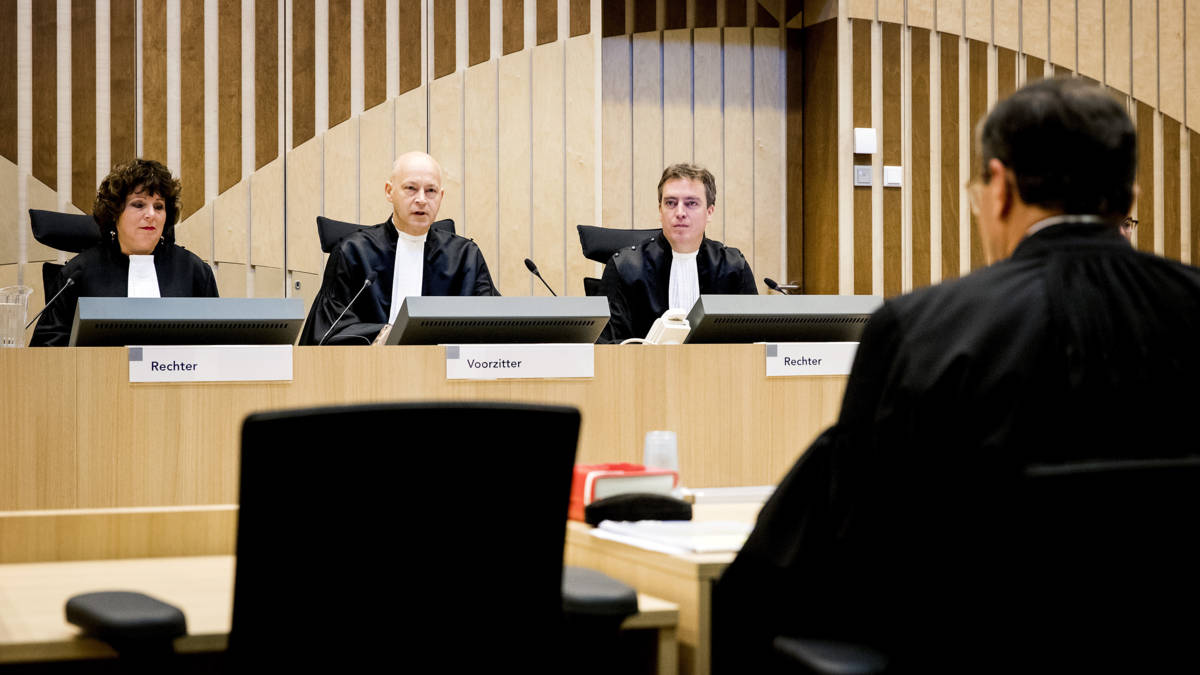 Gewraakte rechter in proces-Wilders mag blijven