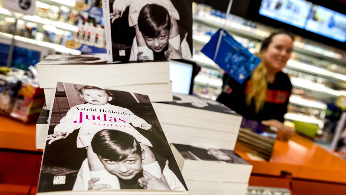Boek van zus Holleeder in één dag vrijwel uitverkocht