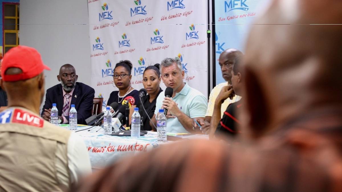 Parlement Curaçao wil dat Nederland ingrijpt: schort verkiezingen op