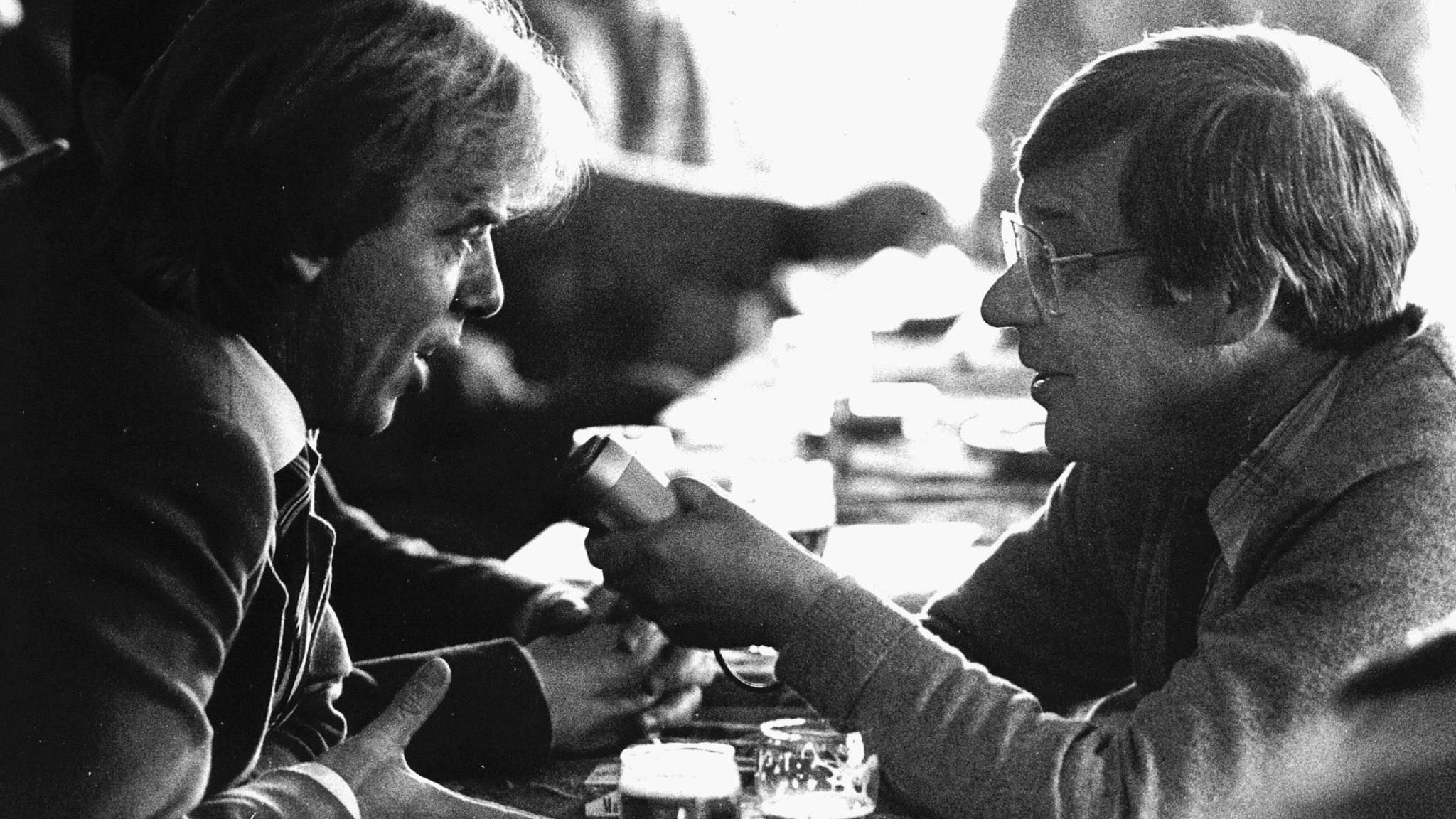 De laatste rit van de legendarische Theo Koomen | NOS