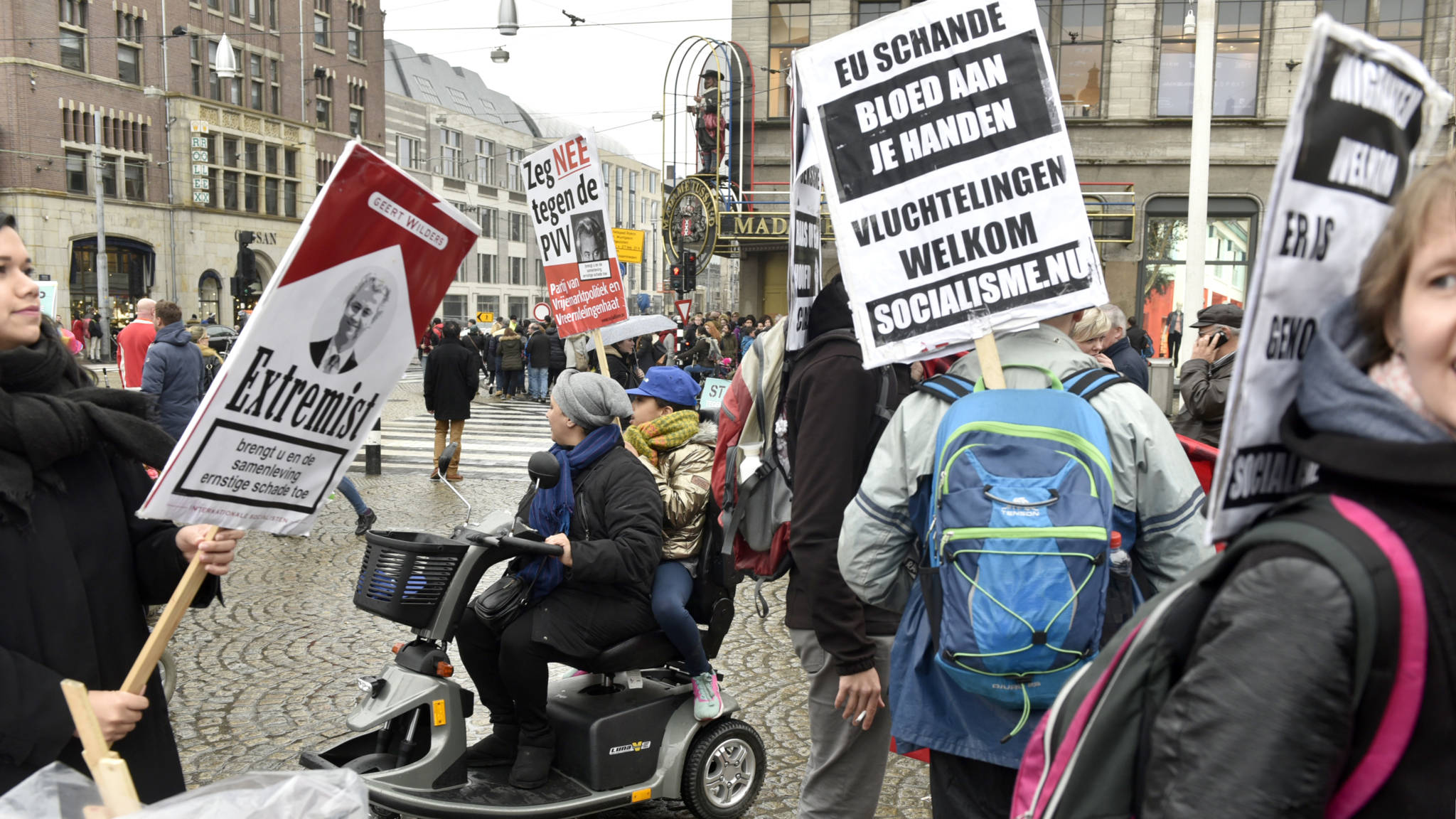 'Meeste Nederlanders zien spanningen in de samenleving' | NOS