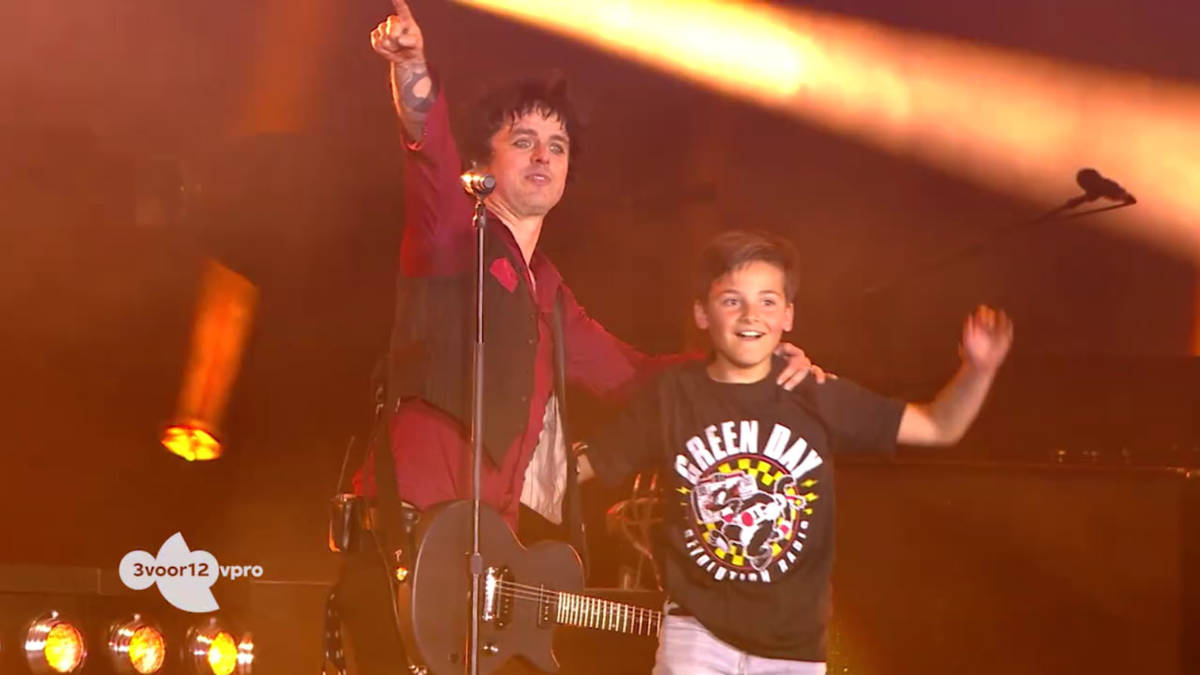 Jules (11) speelt voor tienduizenden mensen op Pinkpop