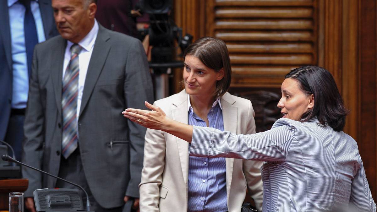 Conservatief Servië krijgt lesbische premier