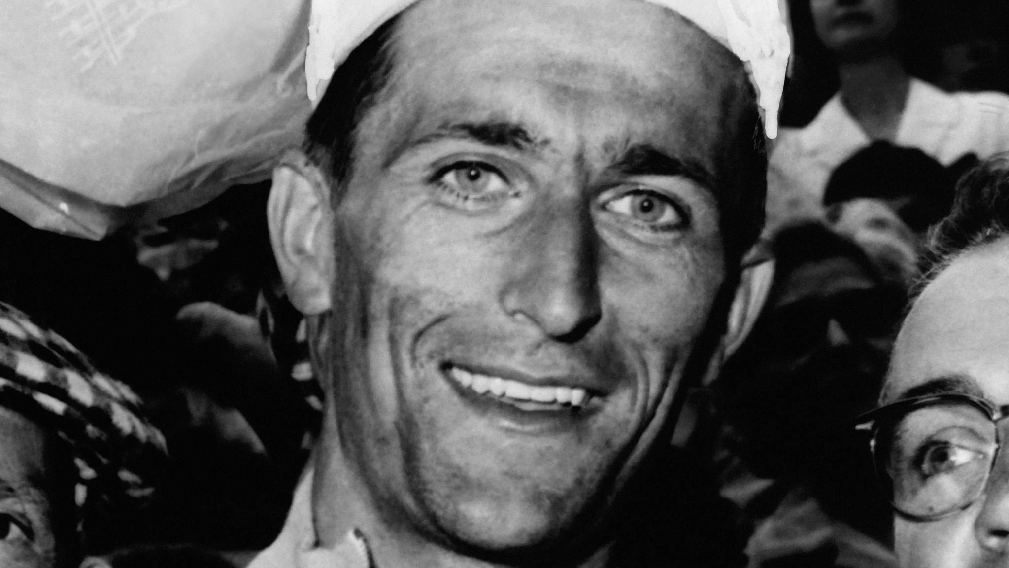 50 jaar na Tom Simpson: hij zag wit, zo wit | NOS