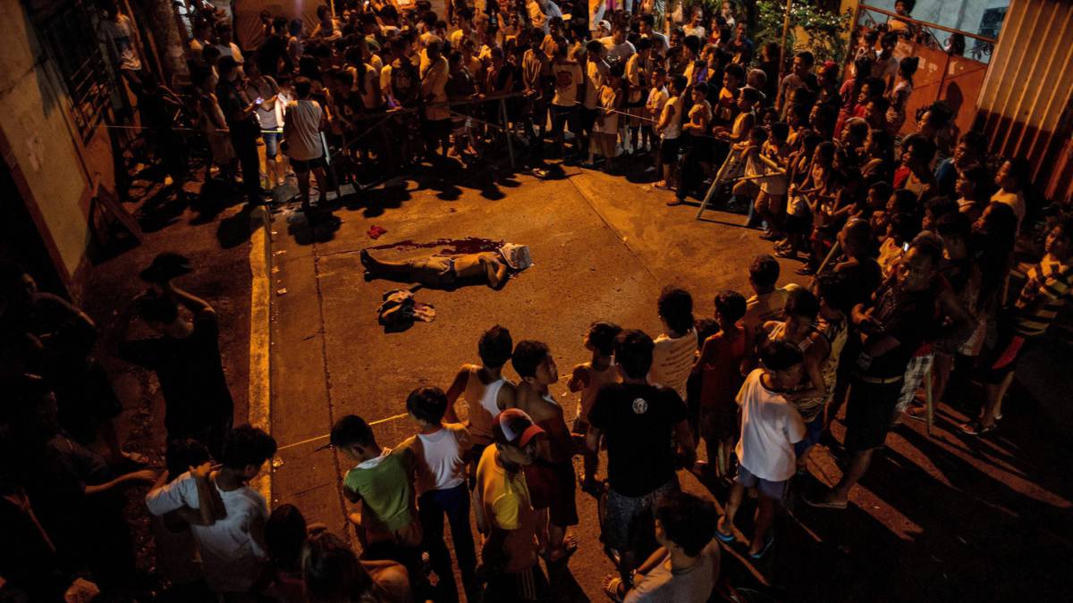 Duterte bindt in na protest: 'Dealers alleen doden als ze zich verzetten'