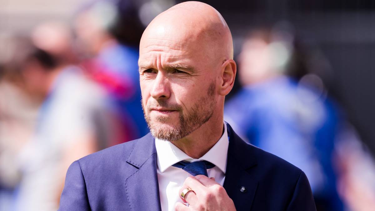 Ten Hag wil op witte sneakers FC Utrecht weer zien stunten