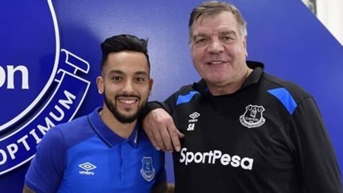 Walcott maakt overstap naar Everton na twaalf jaar Arsenal
