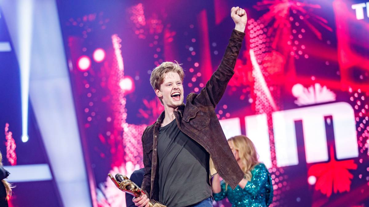 Zanger Jim wint The Voice
