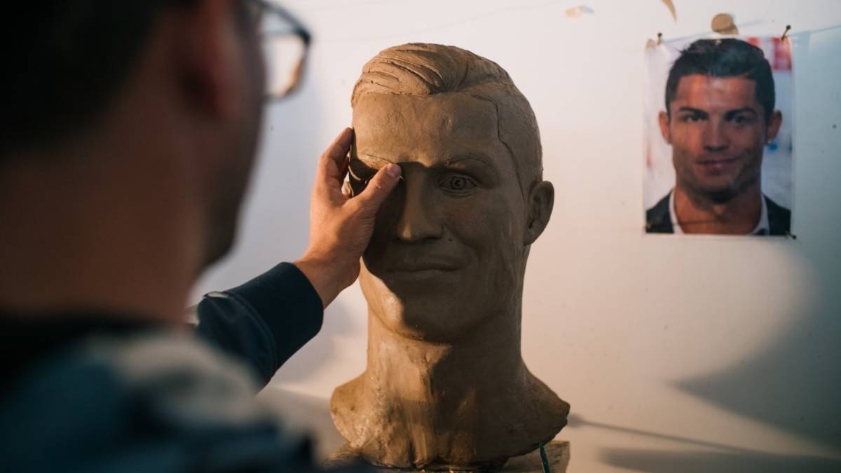 Cristiano Ronaldo krijgt alwéér een nieuw standbeeld