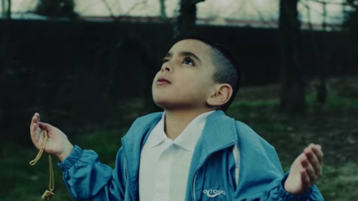 Boef rapt in nieuw nummer over hoe hij was als kind