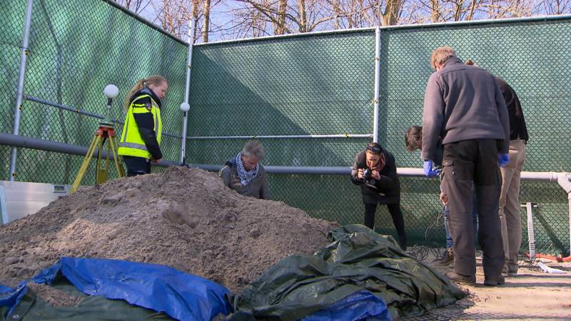 Baanbrekend onderzoek op de begraafplaats: hoe ontbindt een lichaam?