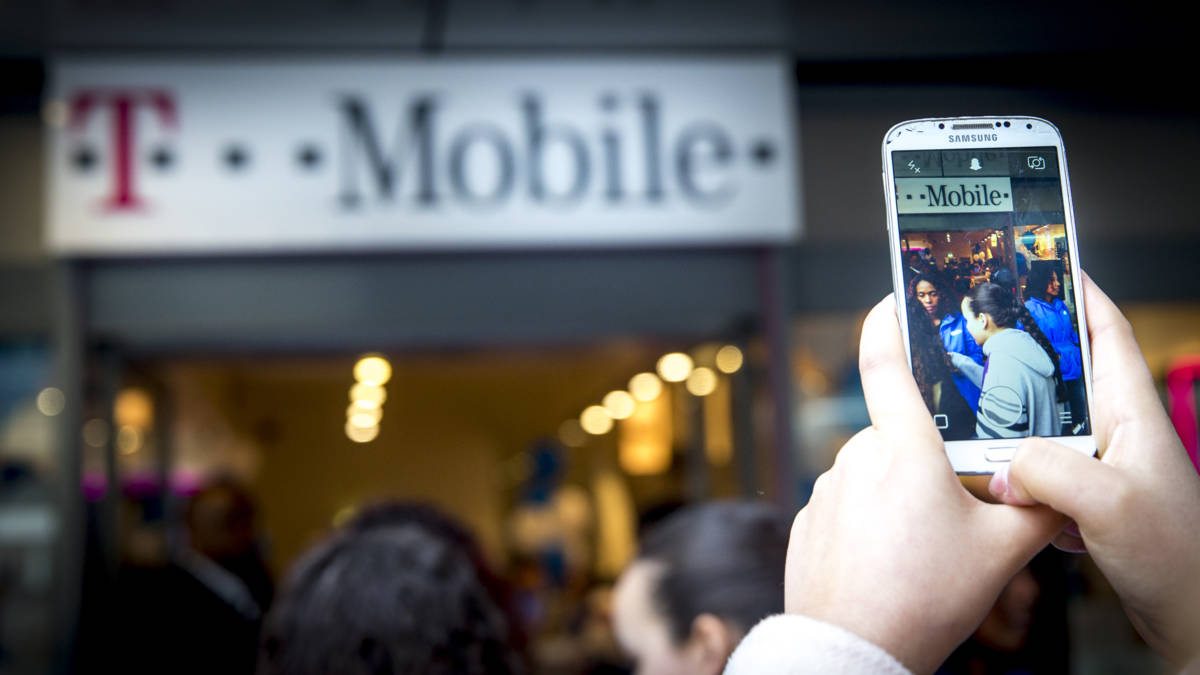 Groen licht voor fusie T-Mobile en Tele2 ondanks zorgen over concurrentie