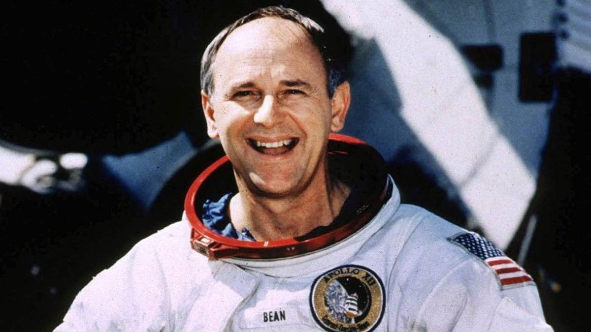 Alan Bean, de vierde man op de maan, overleden