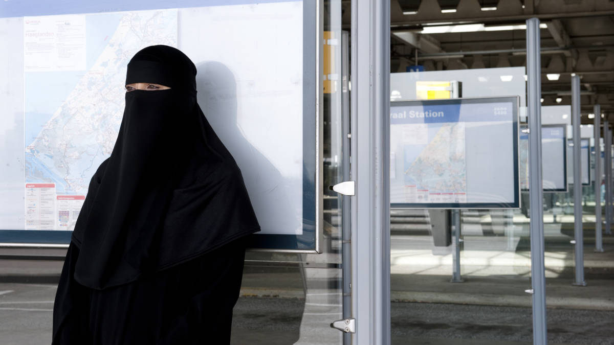 Denemarken doet boerka en nikab in de ban