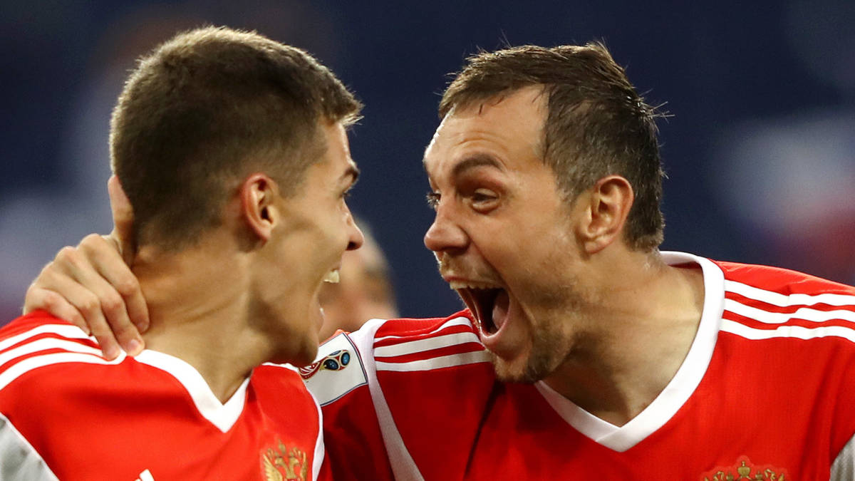 Rusland met anderhalf been in achtste finales WK